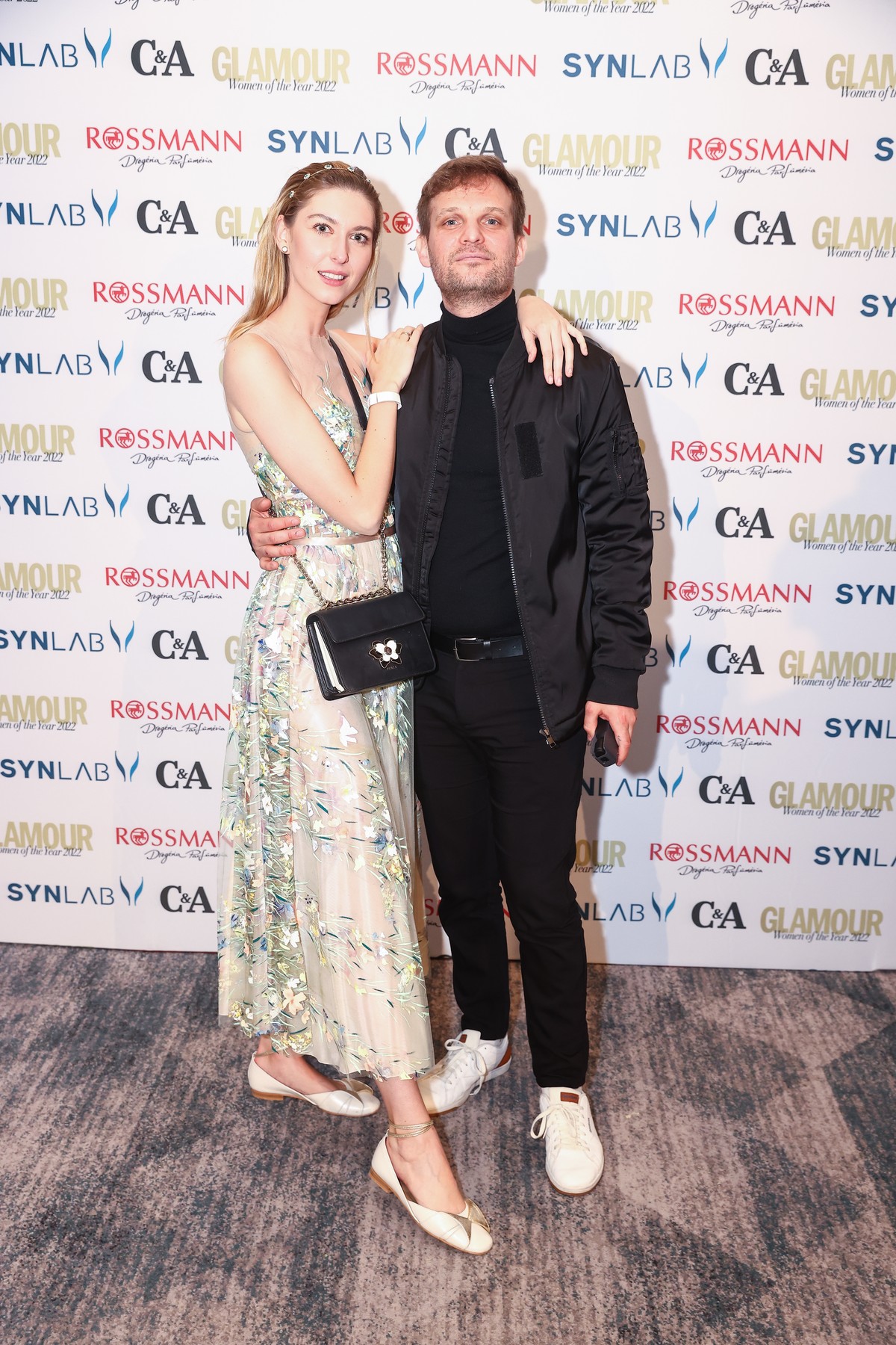 Dallos Bogi teljes fordulatot hajtott végre, radikálisan megváltoztatta ...