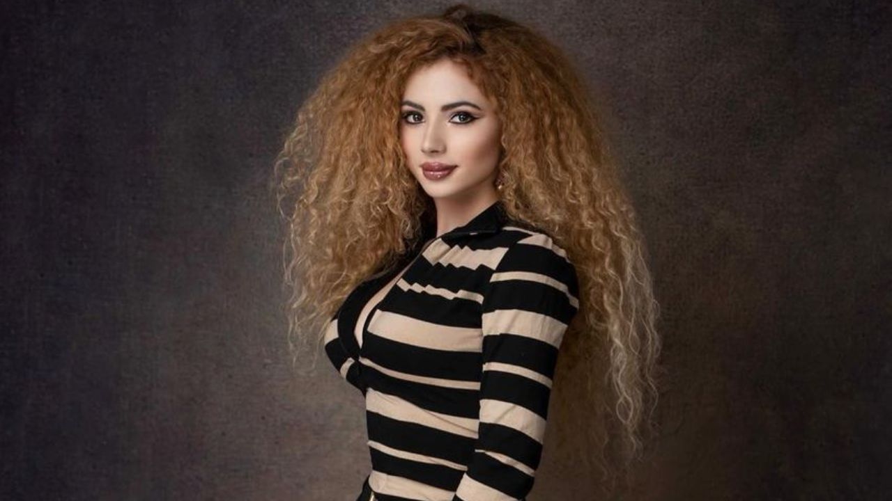 Opitz Barbi és Görög Zita csodás mellei is főszerepbe kerülnek ...