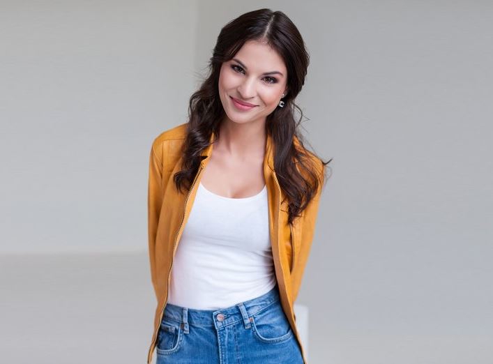 Nádai Anikó tökéletes strandteste azonnal elhozza a forró nyarat ...