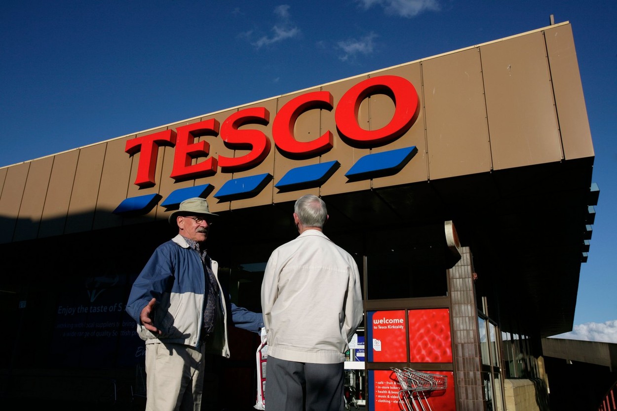 Aggasztó hírt közölt a Tesco – Ez rengeteg magyar családot fel fog ...