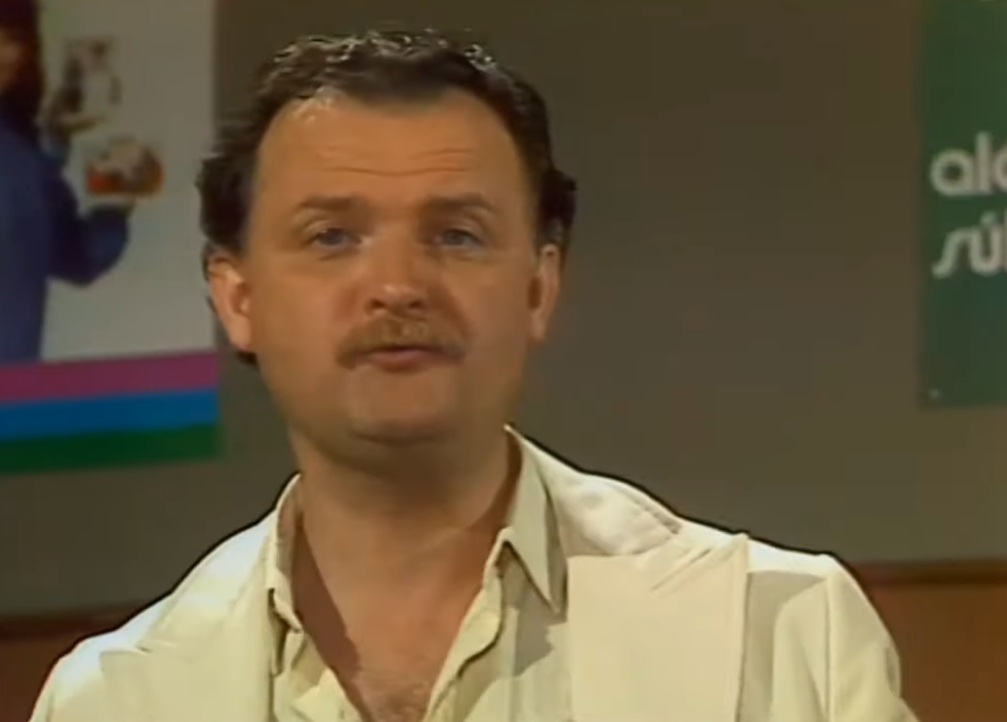 Így néz ki ma Balázs Péter, akinek Poirot magyar hangját is ...